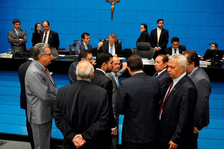 Durante o recesso parlamentar, novas normas foram sancionadas pelo ...